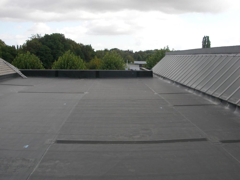 Installation Membrane EPDM - Guide Complet | EPDM France